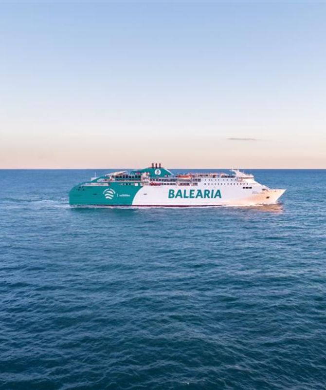 Ferry entre Málaga y Melilla · Rutas y horarios · Baleària